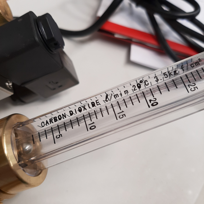 CO2 Regulator with 220V Solenoid - Online Hydroponics Shop