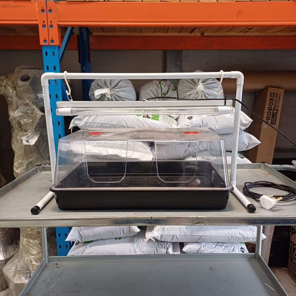 60cm T8 LED Fixture Hanging Frame - Online Hydroponics Shop